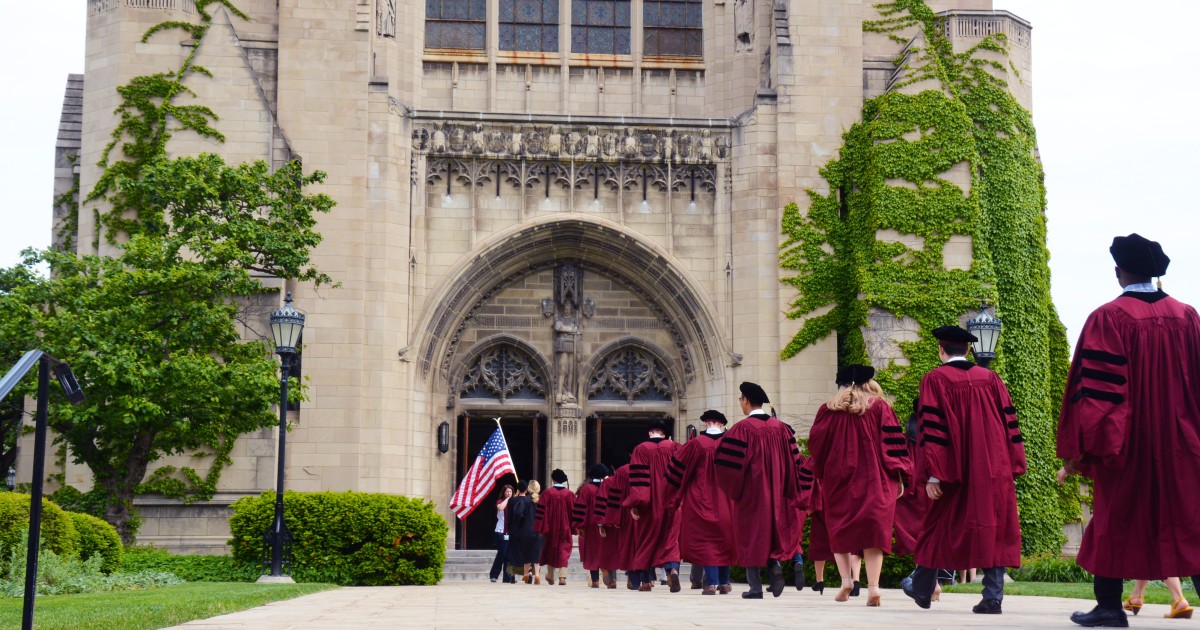 Graduation Ceremonies | Pritzker School of Medicine | The University of ...