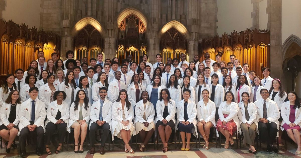New Pritzker M1s Receive White Coats in Historic Ceremony | Pritzker School of Medicine | The ...